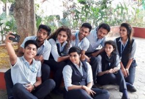 Oru Adaar Love Cast, Crew and Story (Malayalam Romantic Movie)