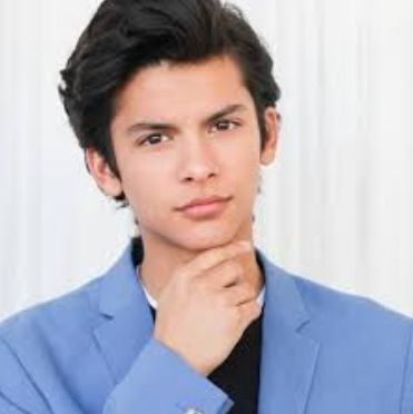 Xolo Maridueña Wiki, Age, Bio, Height, Ethnicity, Net worth, Girlfriend