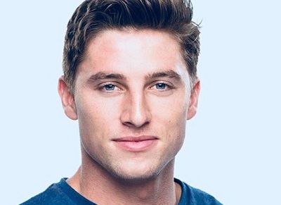 Brett Robinson Wiki, Height, Weight, Age, Bio, Net worth, Girlfriend, Facts