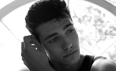 Bruce Herbelin-Earle Wiki, Height, Weight, Age, Bio, Family & Girlfriend