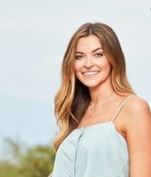 Tia Booth Height, Weight, Age, Boyfriend, Bio, Net worth, Family & Wiki