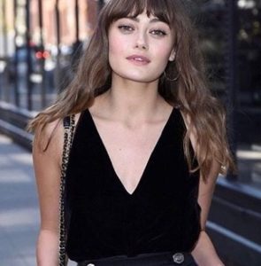 Ella Purnell Height, Age, Boyfriend, Family, Biography, Net worth & More