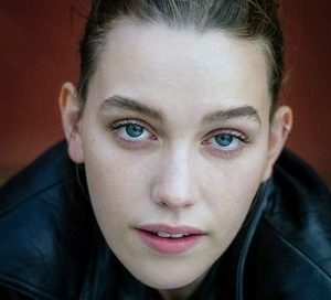Victoria Pedretti Wiki, Height, Age, Boyfriend, Family, Biography & More