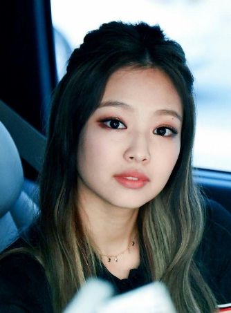 Jennie Kim Height, Age, Boyfriend, Family, Biography, Net worth, Facts