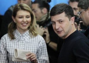 Olena Zelenska Wiki (Volodymyr Zelensky Wife) Age, Bio, Family & Facts