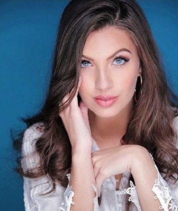 Angela Amezcua (Bachelor) Age, Height, Weight, Boyfriend, Bio, Facts