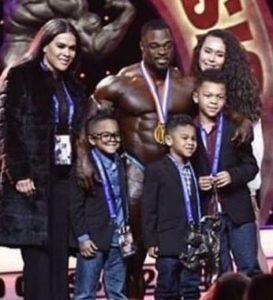Brandon Curry Height, Weight, Age, Body Stats, Bio, Family & Facts