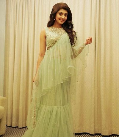 Pranitha Subhash - Bio, Age, Height, Weight, Boyfriend & Family