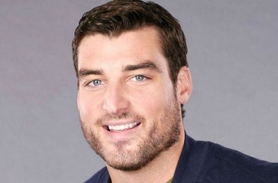 Tyler Gwozdz (Bachelorette) Age, Girlfriend, Height, Weight, Bio