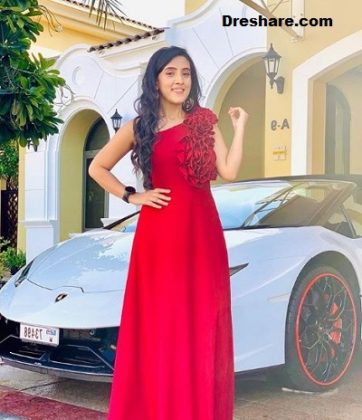 Sameeksha Sud Height, Weight, Age, Boyfriend, Biography & More