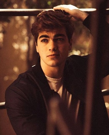 Thomas Petrou Height, Weight, Age, Girlfriend, Biography & More