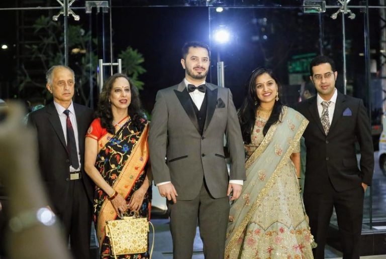 Captain Deepak Sathe (Pilot) Age, Wife, Children, Biography & More