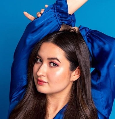 Stephanie Poetri Height, Weight, Age, Boyfriend, Husband, Biography