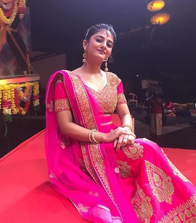 Gabriella Charlton (Bigg Boss) Age, Boyfriend, Height, Caste, Biography ...