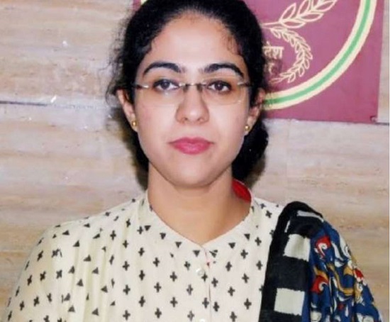 Saumya Pandey (IAS) Wiki, Age, Husband, Caste, Salary, Biography & Facts