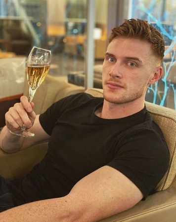 Max Parker Wiki, Age, Gay Boyfriend, Height, Net worth, Biography & More
