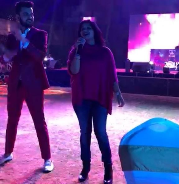 Renu Sharma (Singer) Wiki, Age, Husband, Net worth, Family, Biography ...