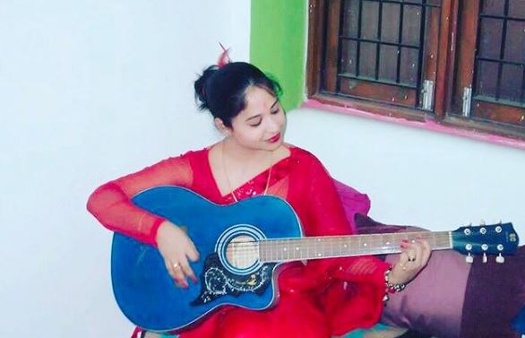 Renu Sharma (Singer) Wiki, Age, Husband, Net worth, Family, Biography ...