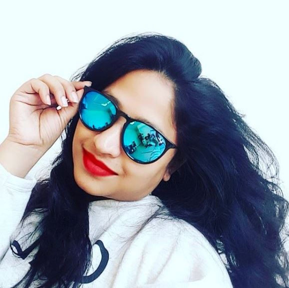 Renu Sharma (Singer) Wiki, Age, Husband, Net worth, Family, Biography ...