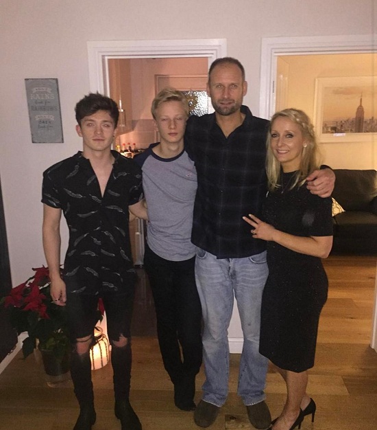 Connor Ball: Age, Height, Girlfriend, Net worth, Family, Biography & More