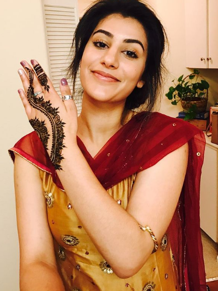 Sonia Rathee: Age, Height, Husband, Caste, Net worth, Family, Biography ...