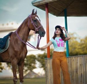 Nisha Bhatt Wiki, Height, Age, Boyfriend, Family, Biography & More