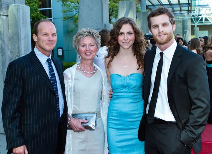 Jared Keeso Wiki, Height, Age, Wife, Family, Biography & More