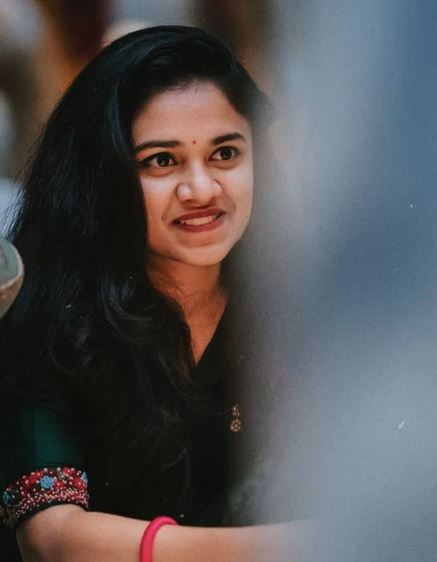 Meenakshi Dileep Wiki, Age, Height, Boyfriend, Family, Biography & More