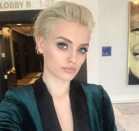 Wallis Day Wiki, Height, Age, Boyfriend, Family, Biography & More
