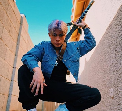 Zachary Smith (TikTok Star) Wiki, Height, Age, Girlfriend, Family ...