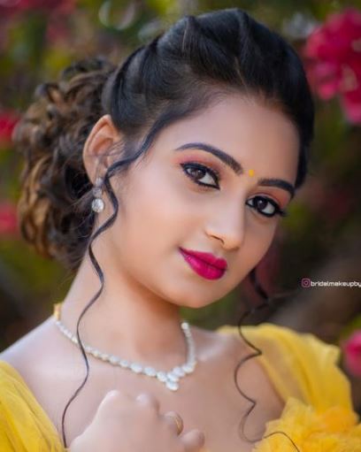 Likitha Murthy Wiki, Age, Husband, Height, Parents, Sister, Biography ...