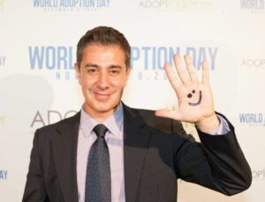 Charlie Shanian Wiki (Tori Spelling's Ex-Husband) Age, Net Worth, Kids ...