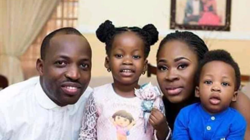Dunsin Oyekan Wiki, Biography, Age, Wife, Net Worth, Children, Family ...