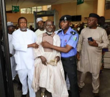 Lamidi Apapa Biography, Wiki, Wife, Children, Family, Net Worth, Age ...