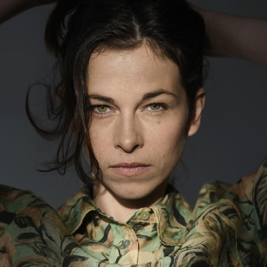 Marie Hacke Wiki, Age, Husband, Height, Net Worth & Parents