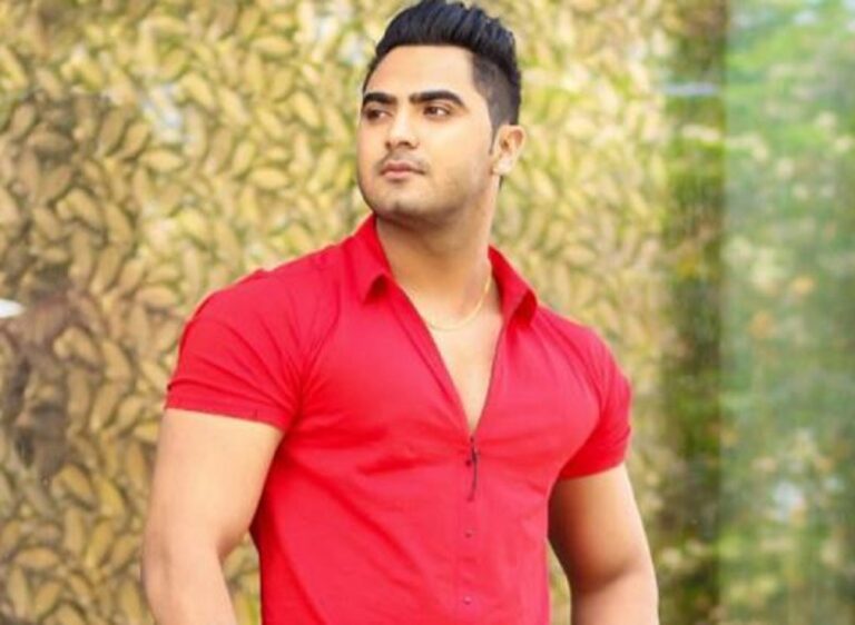 Paras Thakral Biography, Wiki, Wife, Height, Age, Family, Net Worth ...
