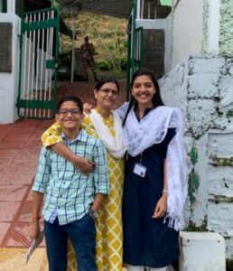Srushti Deshmukh (IAS) Wiki, Age, Husband, Family, Education, Salary ...