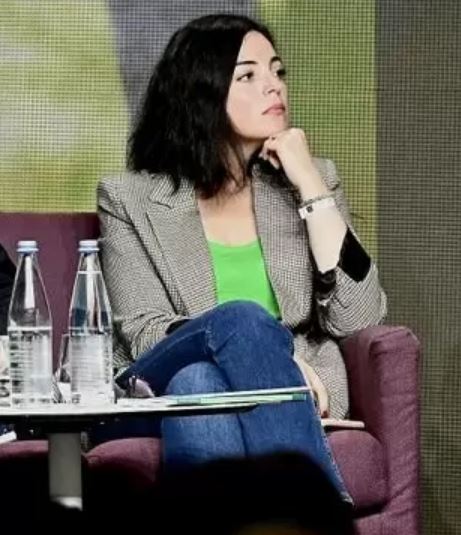 Who is Asma Mhalla? Wiki, Biography, Age, Husband, Kids, Family, Net ...