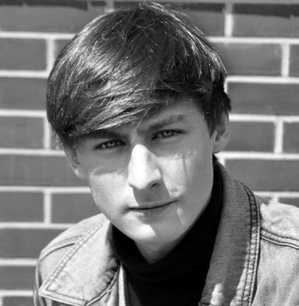 Matthew McGreevy Wiki (Phillip Schofield's Partner) Age, Family, Net ...