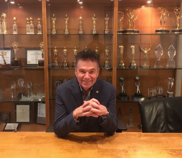 Dr. Michael Guillen Wiki, Age, Wife, Parents, Net Worth, Education ...
