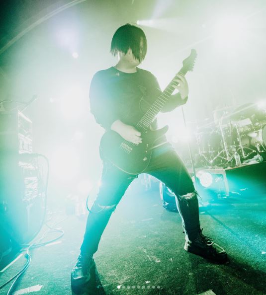 Ryan Siew (Guitarist) Wiki, Age, Birthday, Girlfriend, Family, Death ...