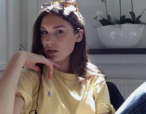 Tindra Monsen (Actress) Wiki, Age, Height, Movies, Boyfriend, Parents ...