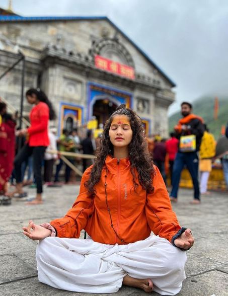 Arti Chaudhary: Wiki, BIO, Age, Height, Family, Boyfriend, Net Worth & More
