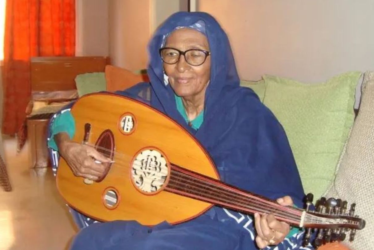 Who was Asma Hamza? Biography, Wiki, Age, Husband, Family, Kids, Google ...