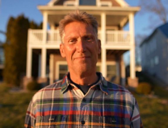 Gerry Turner Wiki (Golden Bachelor) Age, Wife, Family, Net Worth ...