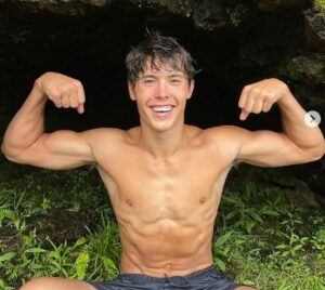 Caleb Coffee Age, Parents, Siblings, Wiki, Girlfriend, Height ...