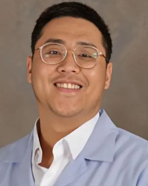 Dr Henry Chang Wiki, Age, Ethnicity, Girlfriend, Parents & More