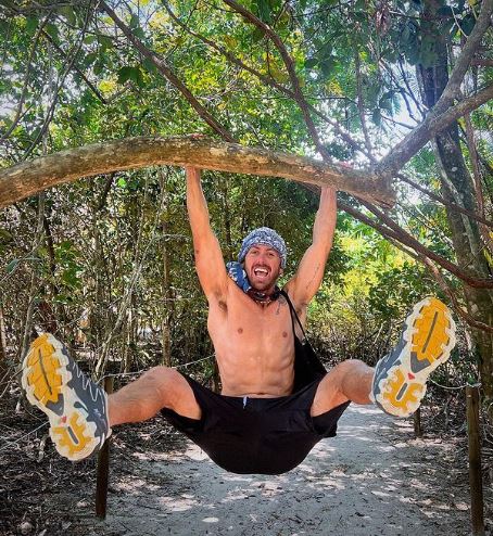 Luke Jones (Below Deck) Wiki, Biography, Age, Girlfriend, Parents, Net ...