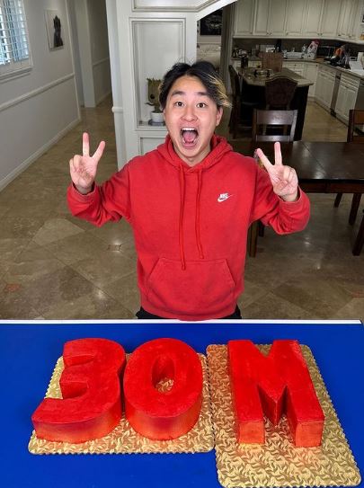 Zhong (Youtuber) Wiki, Biography, Age, Girlfriend, Height, Net Worth ...