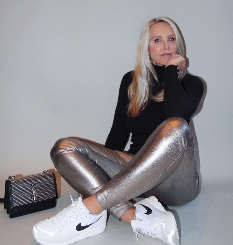 Linda Holliday: Wiki, BIO, Age, Husband, Kids, Net Worth, Height ...